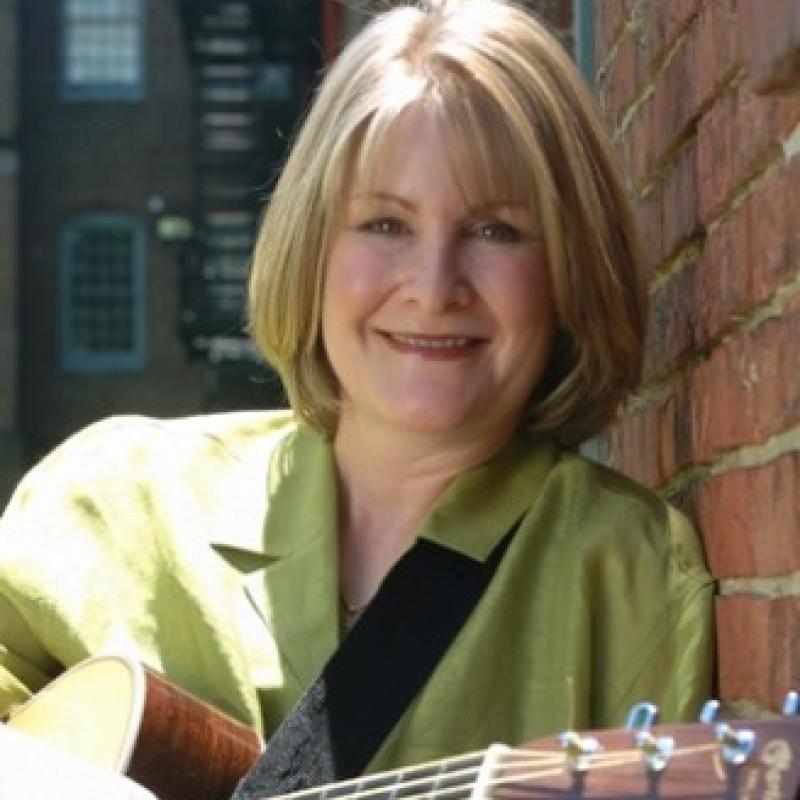 Volunteer of the Month: Cantor Lisa Levine | American Conference of Cantors